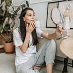 Cute Poses for Instagram: 20 Flattering Shots for Every Woman's IG Feed