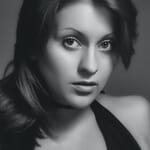 The Ultimate Guide to External Flash in Photography