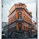 10 Best Photo Border Apps (for iOS and Android)