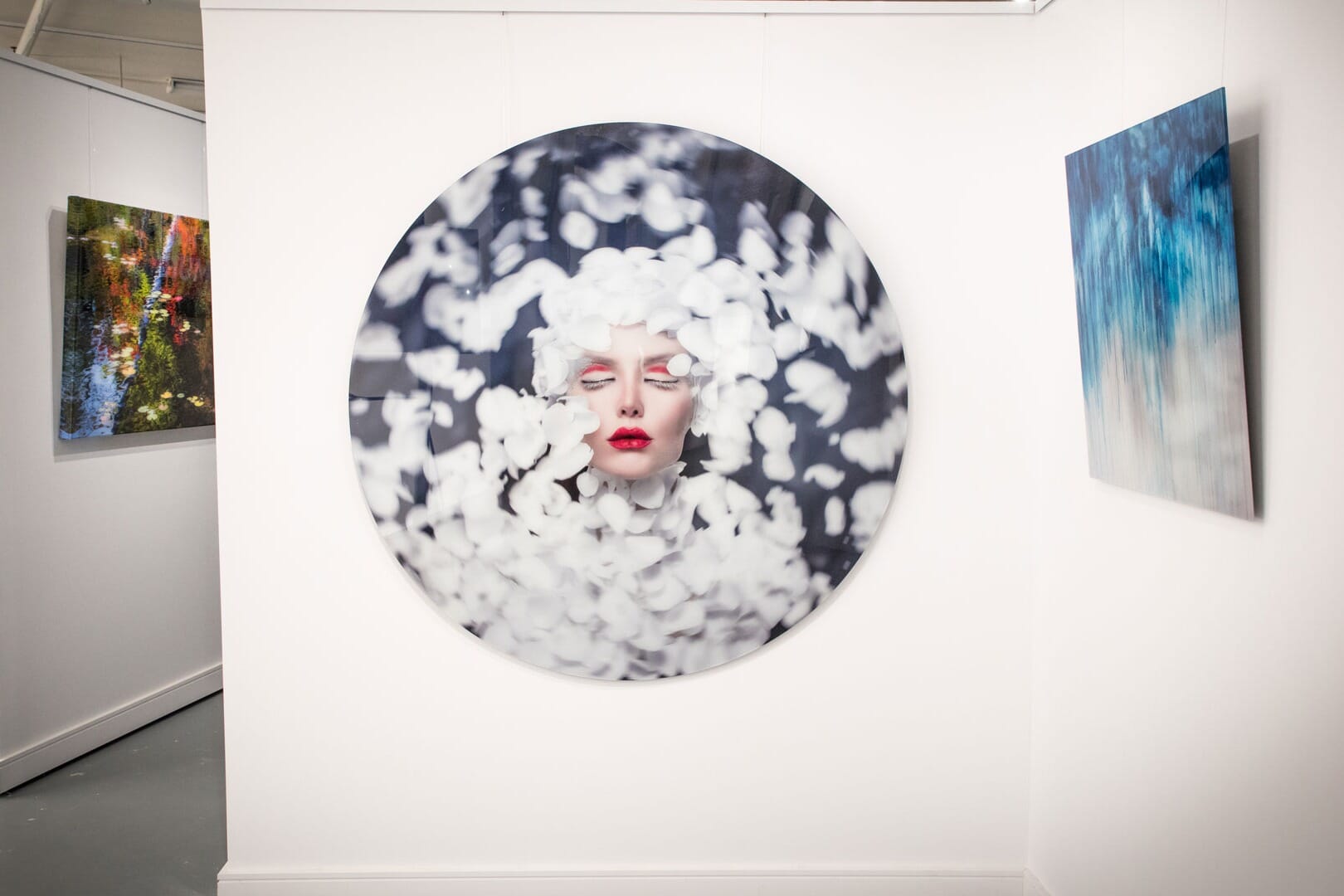 Acrylic vs Metal Prints: Which Should You Choose (and Why)?