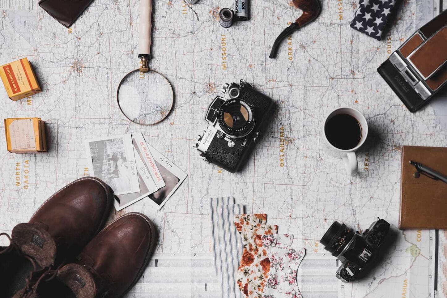 Flat Lay Photography: How to Make them [incl. 15 Inspirations]