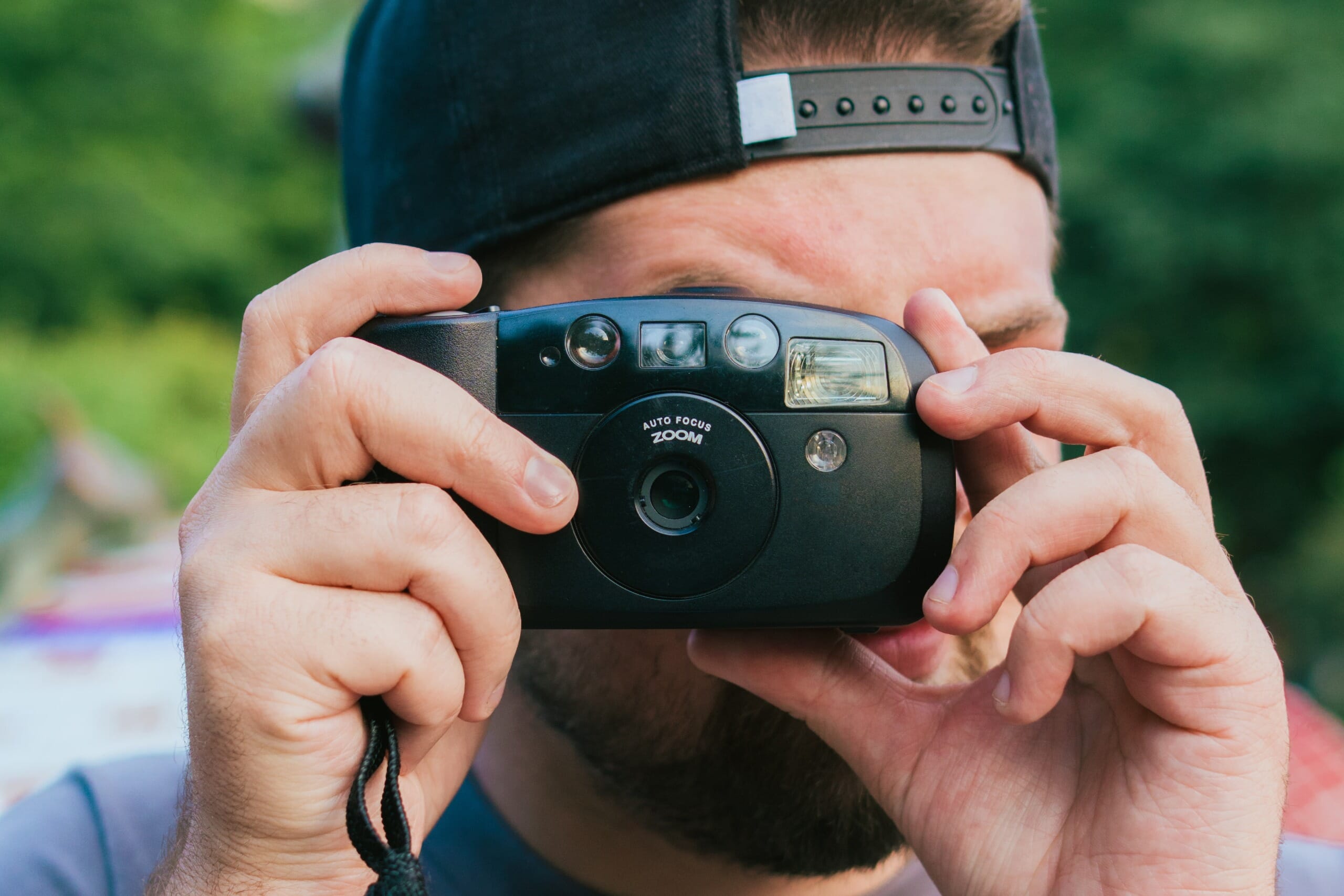 Compact Camera Guides: Best Point & Shoot Picks - PhotoWorkout