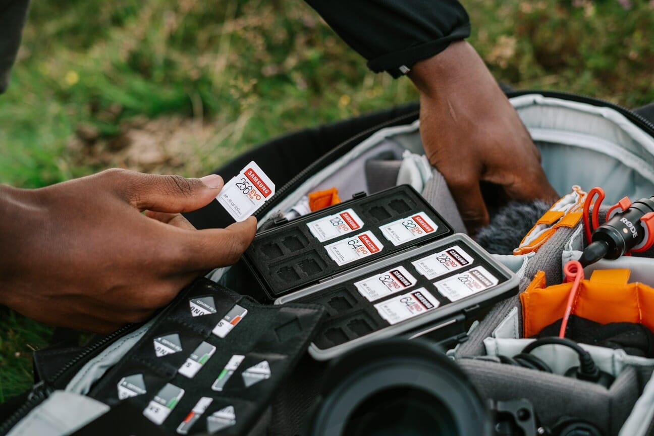 Photography Equipment List for Beginners: 11 Essential Items